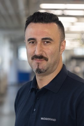 Contact persons worldwide | VACUUBRAND