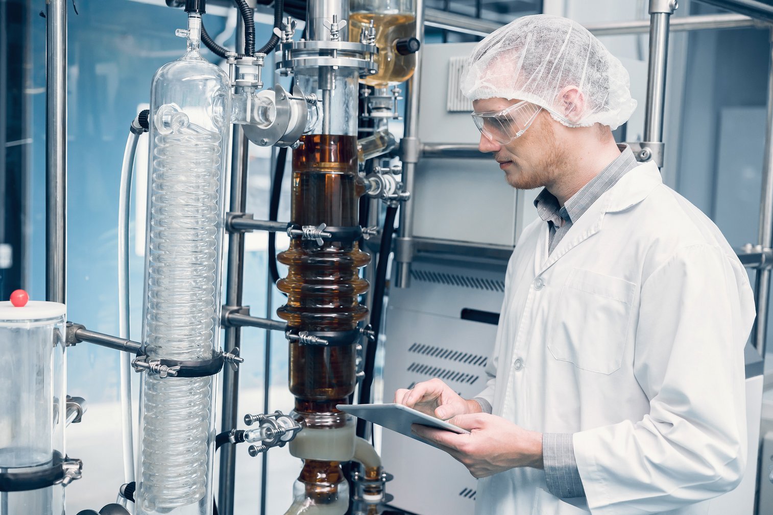 Fine Vacuum Distillation – Vacuum Pumps | VACUUBRAND