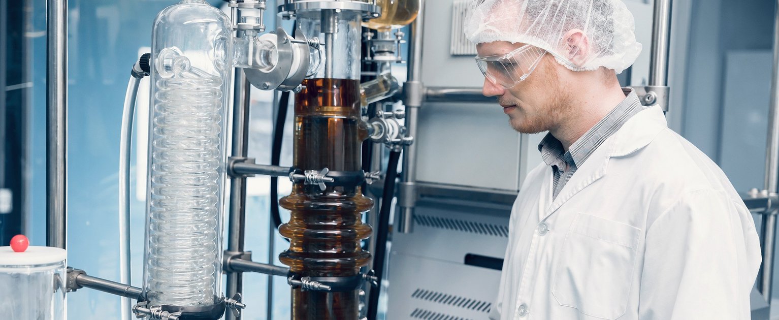 Fine Vacuum Distillation – Vacuum Pumps | VACUUBRAND